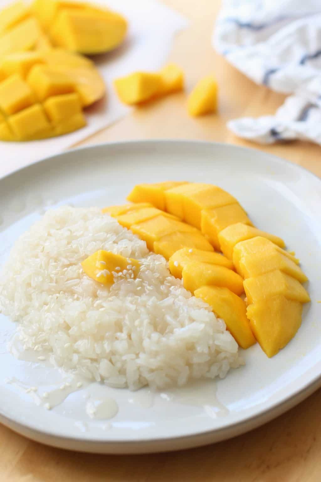 Mango Sticky Rice (a Thai dessert!) - Joyous Apron