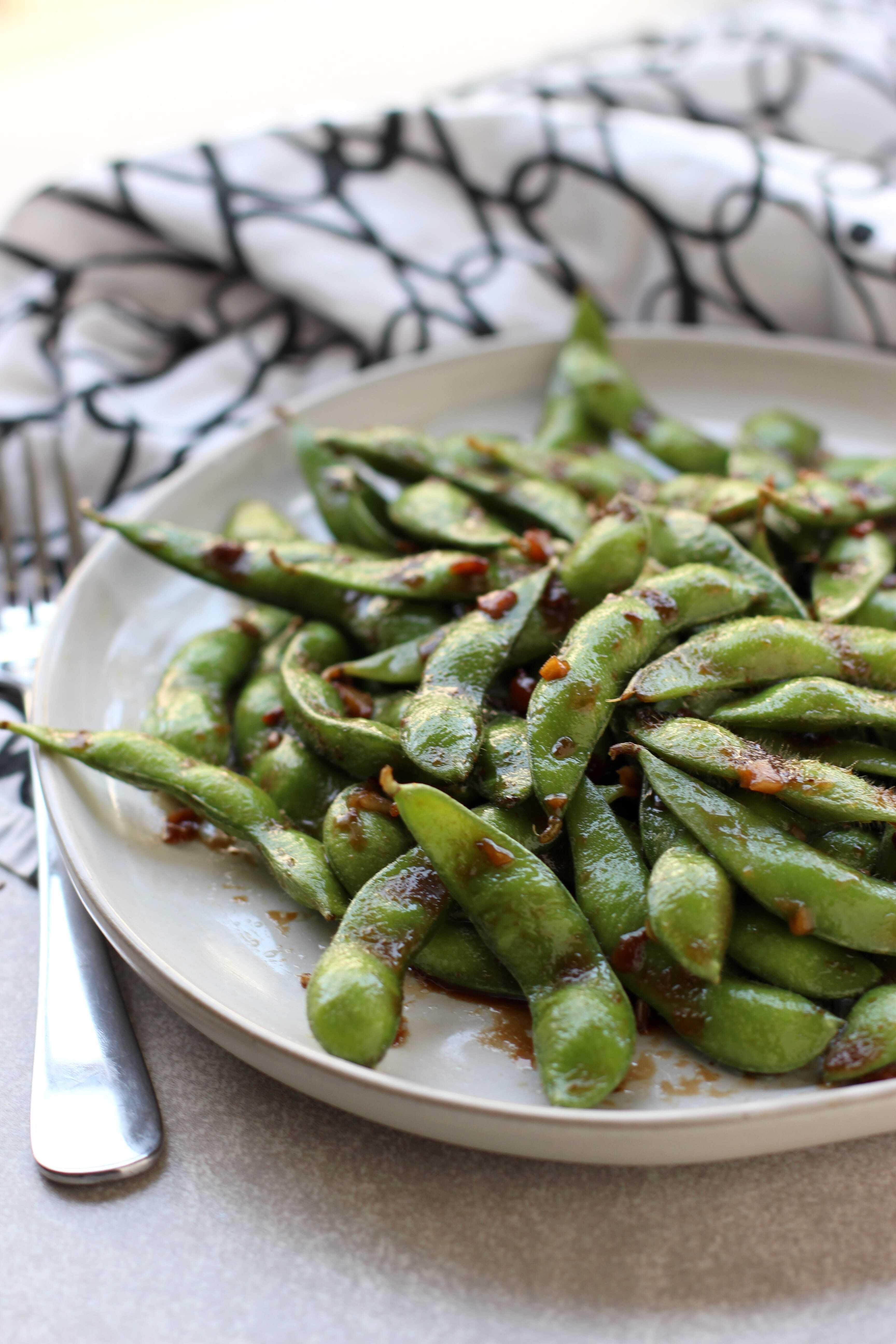 EASY Garlic Edamame Recipe (10 minutes only!) - Joyous Apron