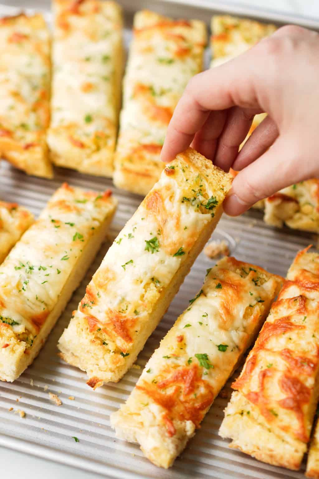 Cheesy Garlic Bread (Only 5 Ingredients!) - Joyous Apron