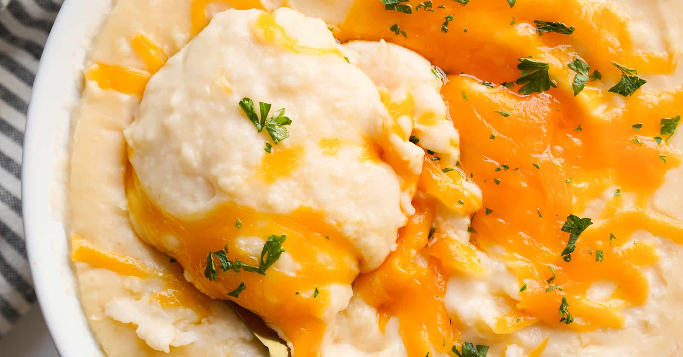 Cheesy Mashed Potatoes - Joyous Apron